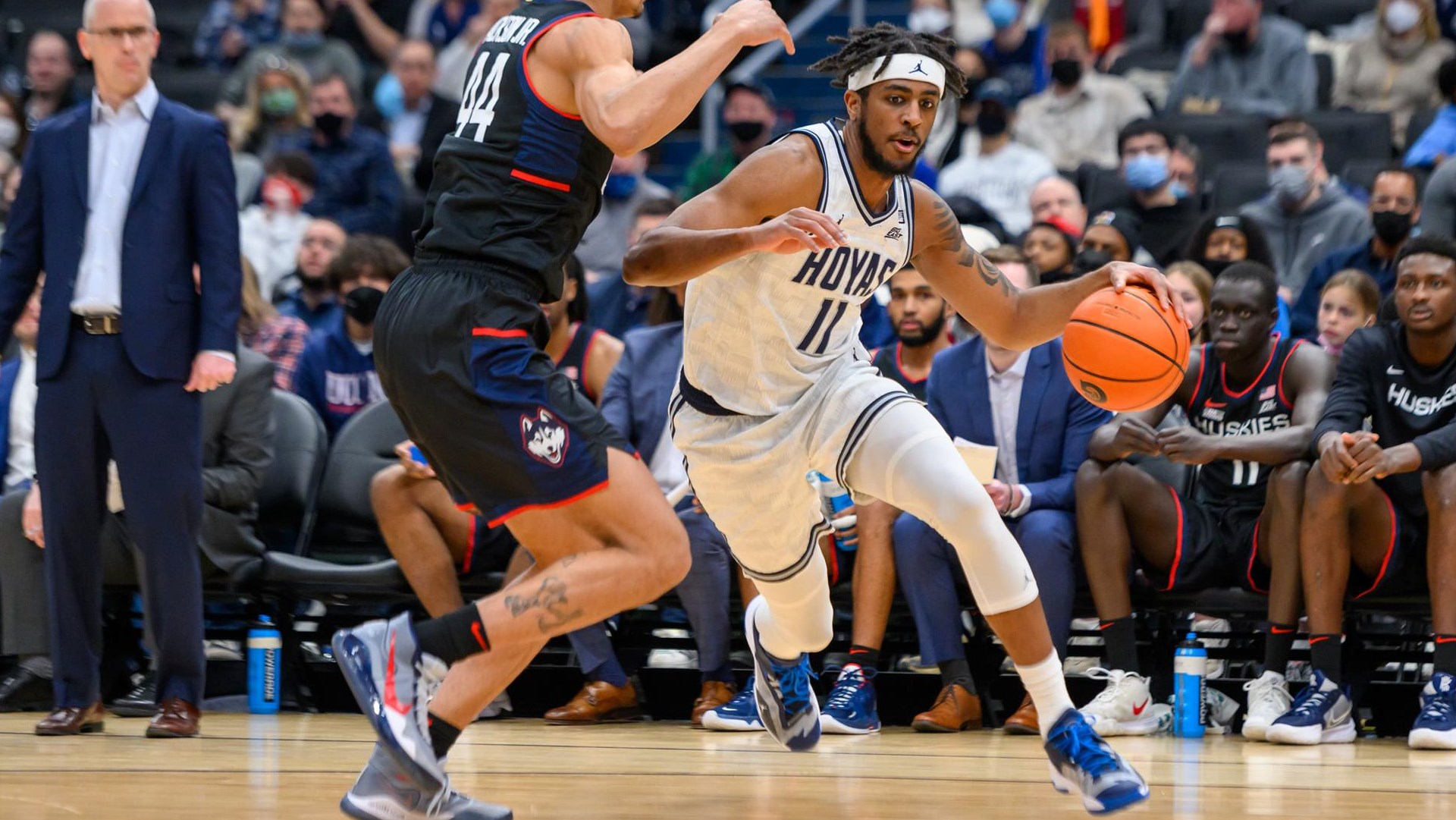 World Basketball Players | Interperformances.com