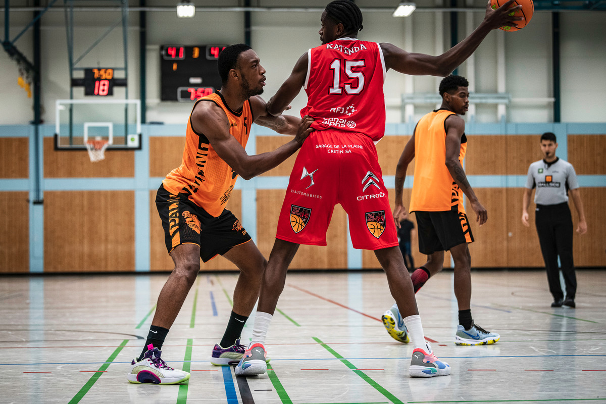 World Basketball Players | Interperformances.com