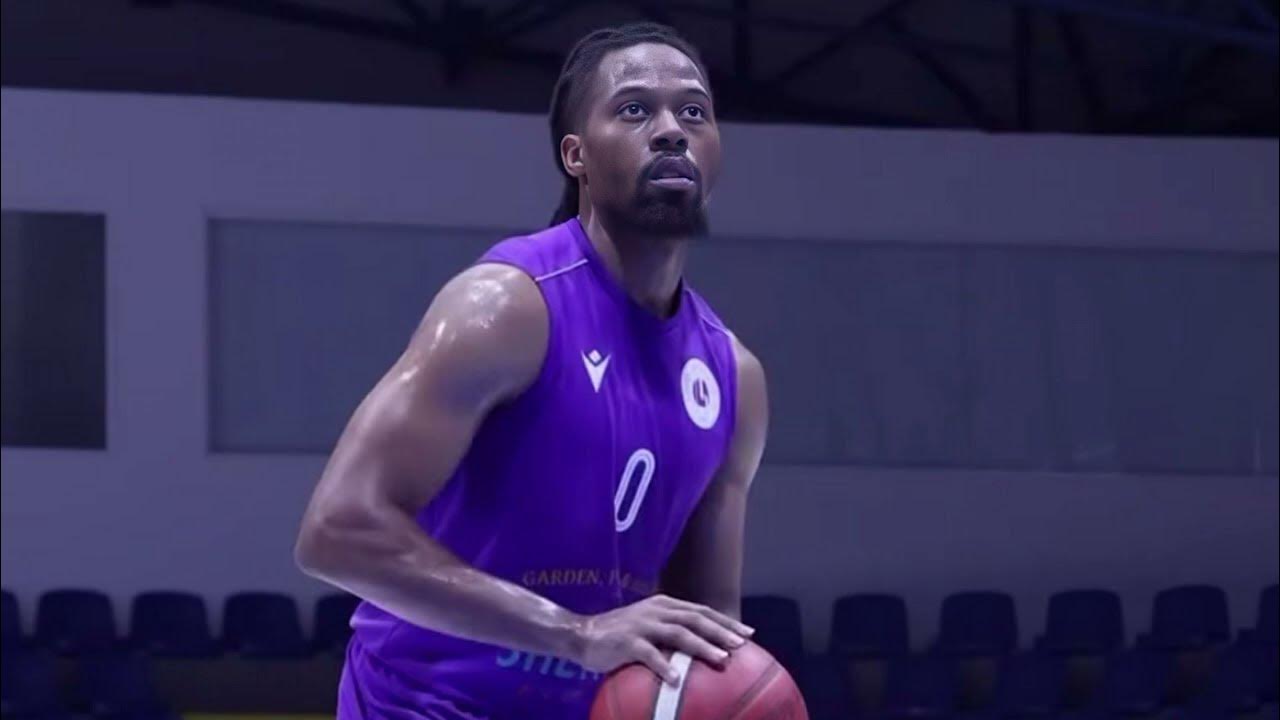World Basketball Players | Interperformances.com